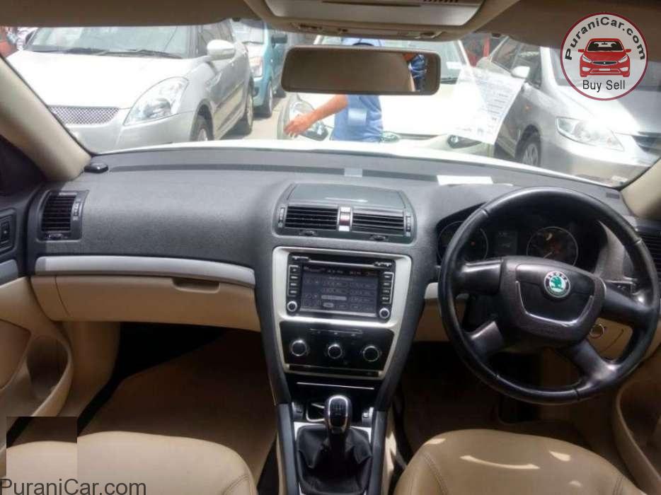 Used 2013 Skoda Laura car in Bangalore for Rs. 950000